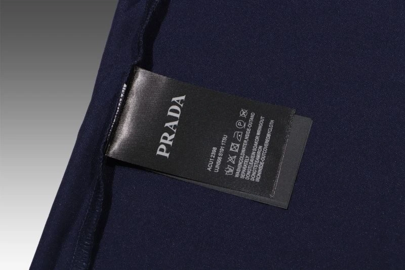 Bargain Prada T-Shirts