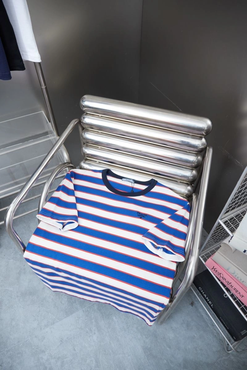 Cut-rate Prada T-Shirts