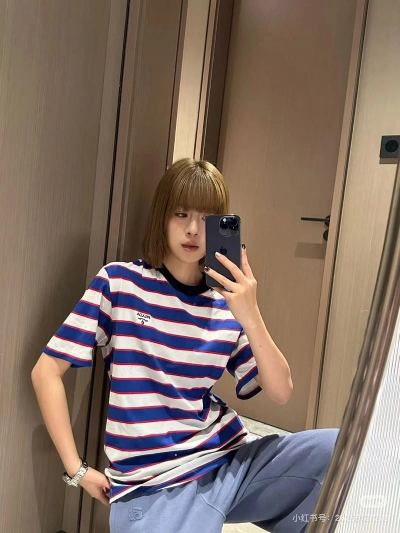 Cut-rate Prada T-Shirts