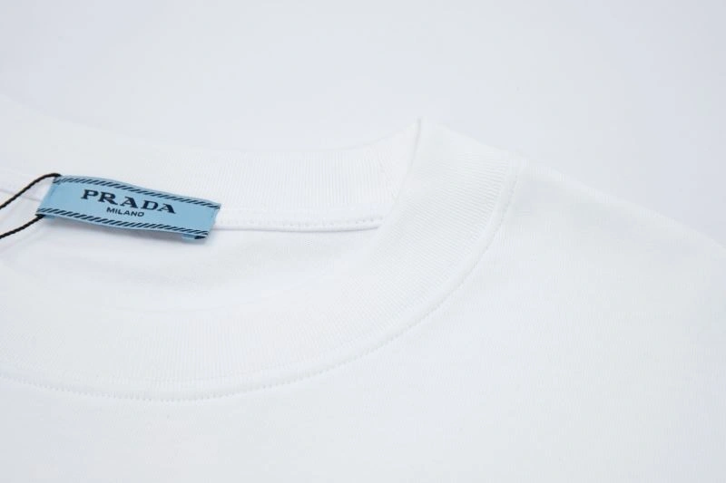 Low-cost Prada T-Shirts