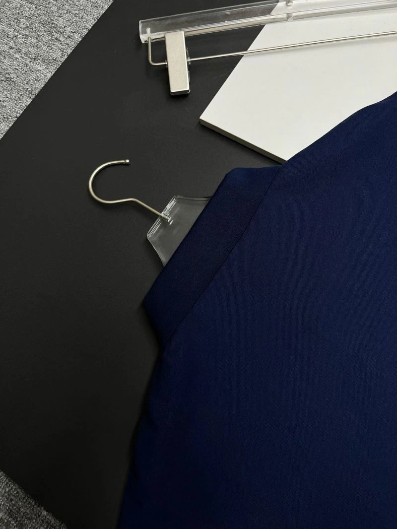 Cut-rate Prada T-Shirts