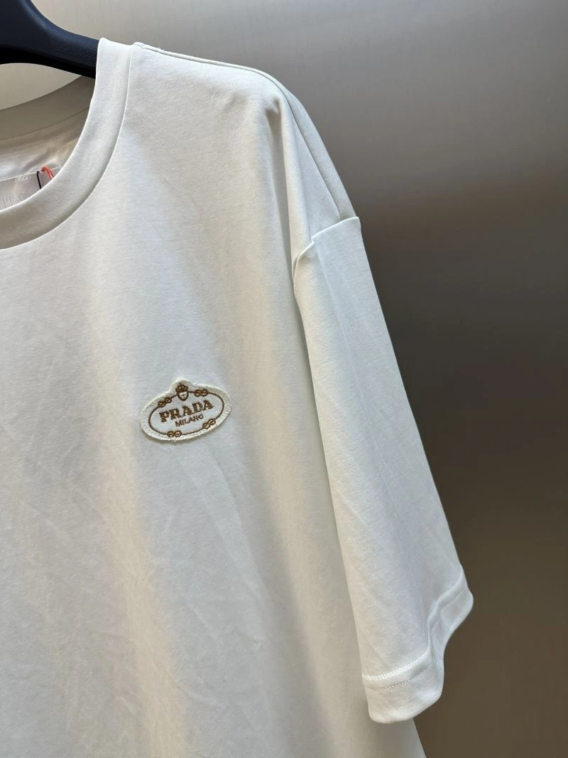 Factory-made Prada T-Shirts