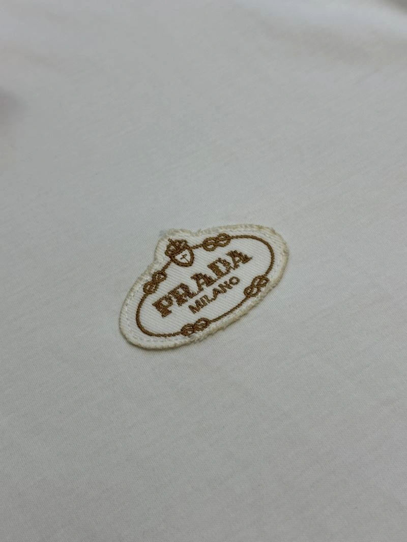 Factory-made Prada T-Shirts