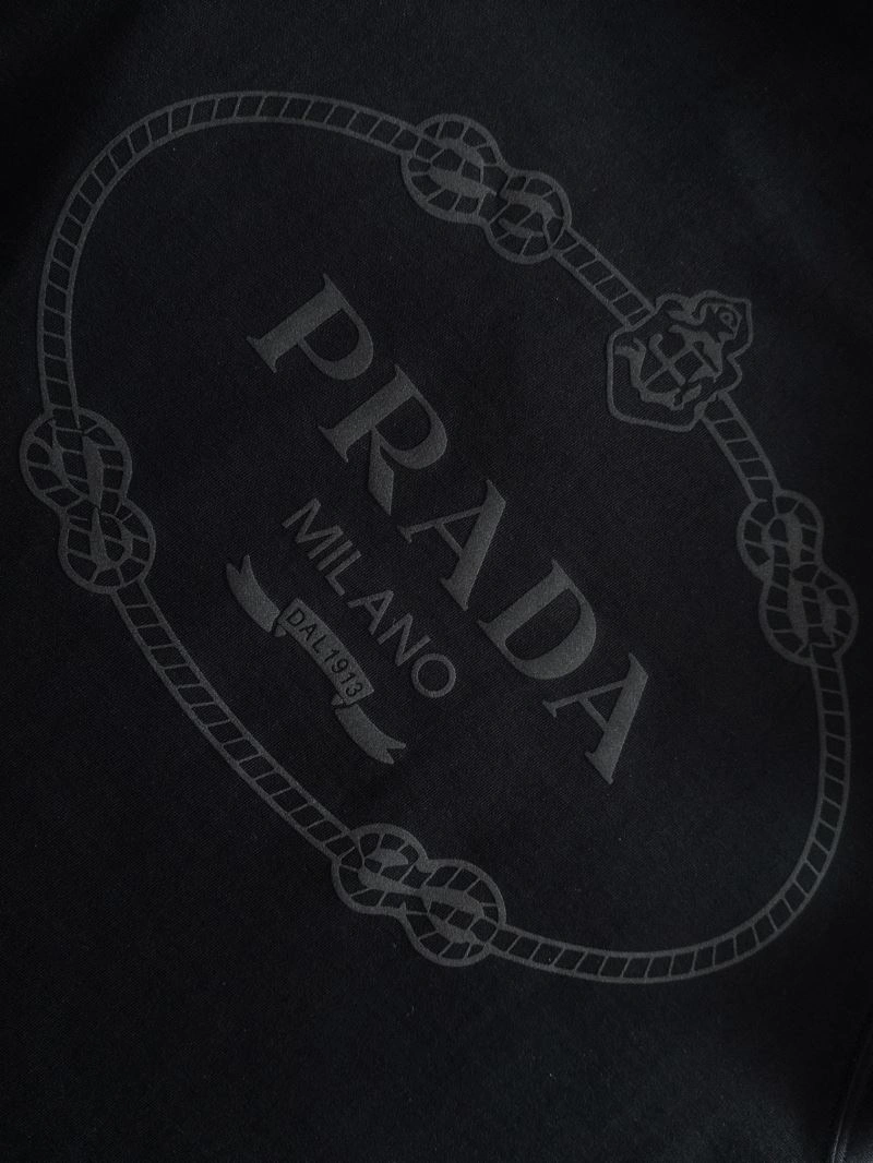 Low-cost Prada T-Shirts