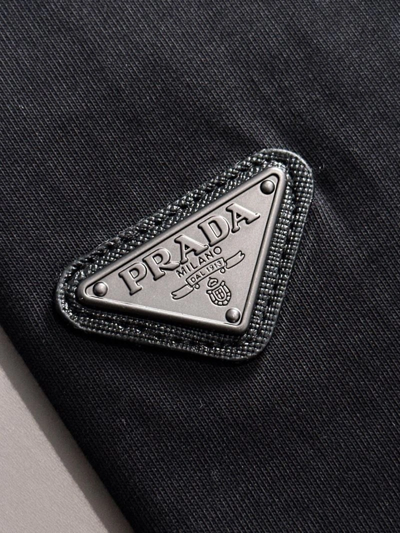 Low-cost Prada T-Shirts