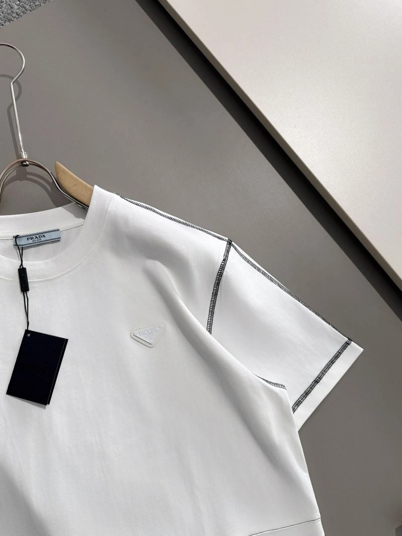 Accurate model Prada T-Shirts