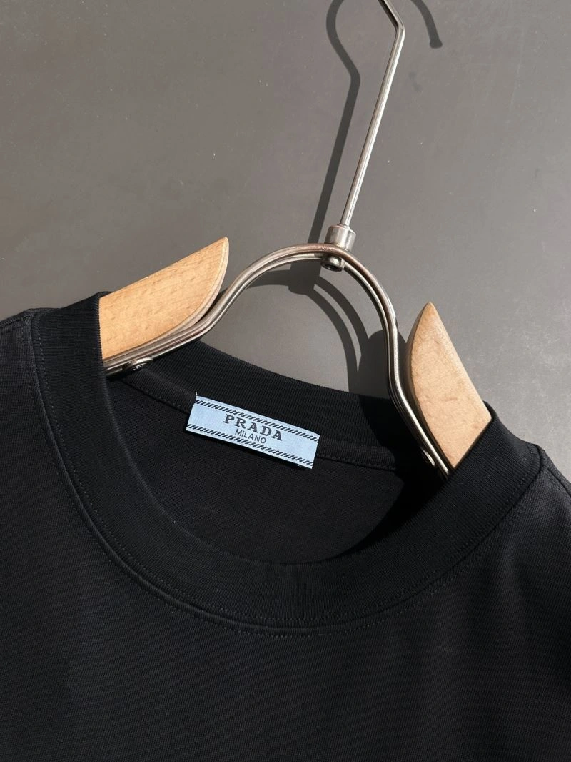 High fidelity Prada T-Shirts