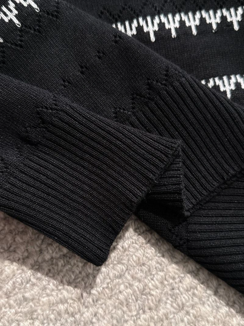 Factory-made Prada T-Shirts