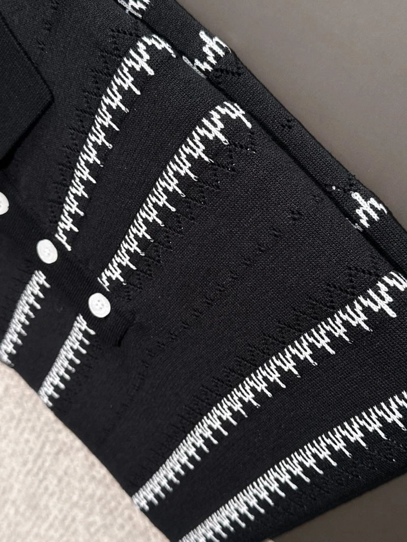 Factory-made Prada T-Shirts