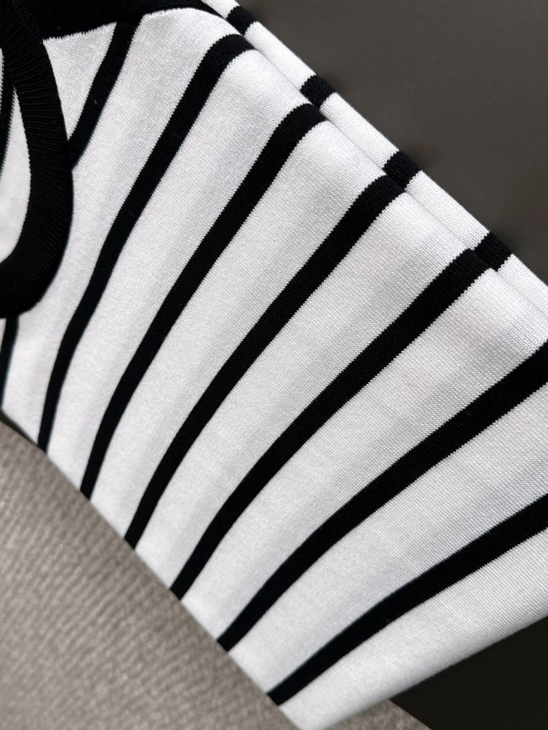 Bargain Prada T-Shirts
