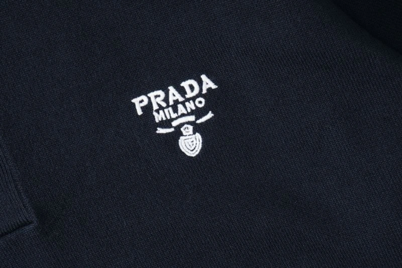 Inexpensive Prada T-Shirts