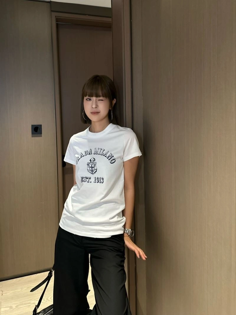 Affordable Prada T-Shirts