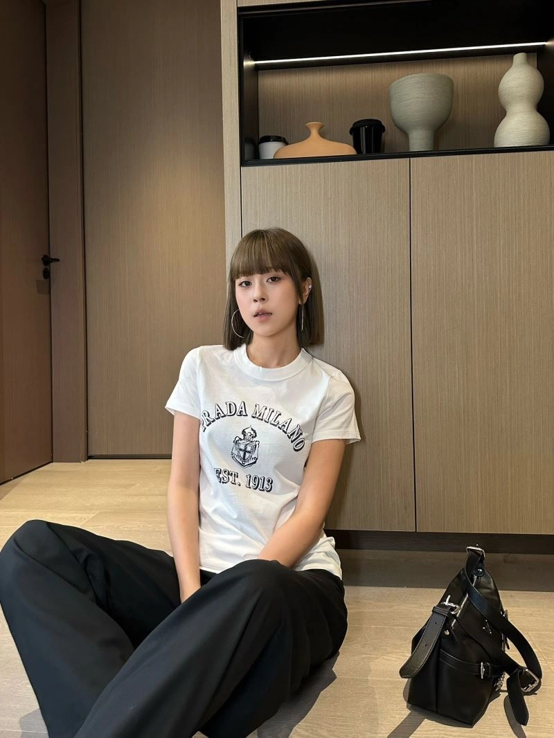 Affordable Prada T-Shirts