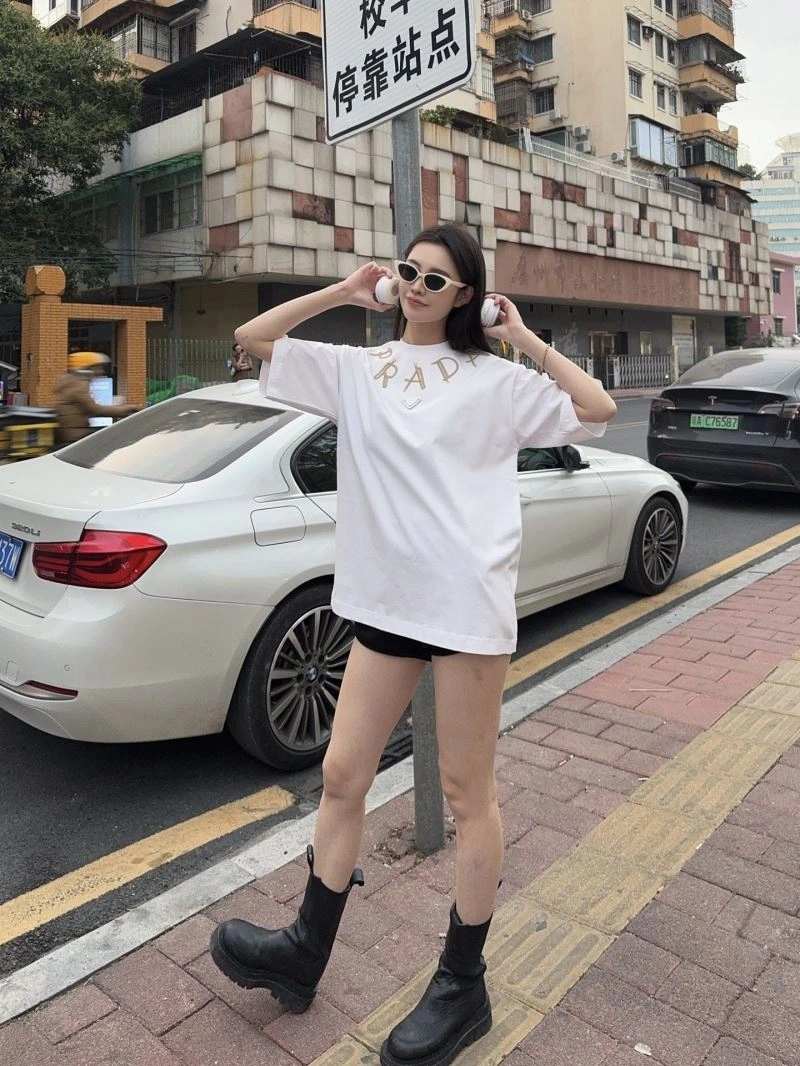 Accurate model Prada T-Shirts