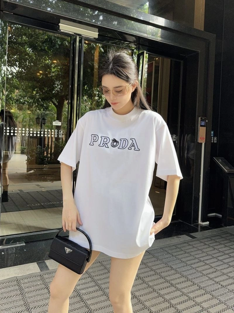 Top mirror Prada T-Shirts
