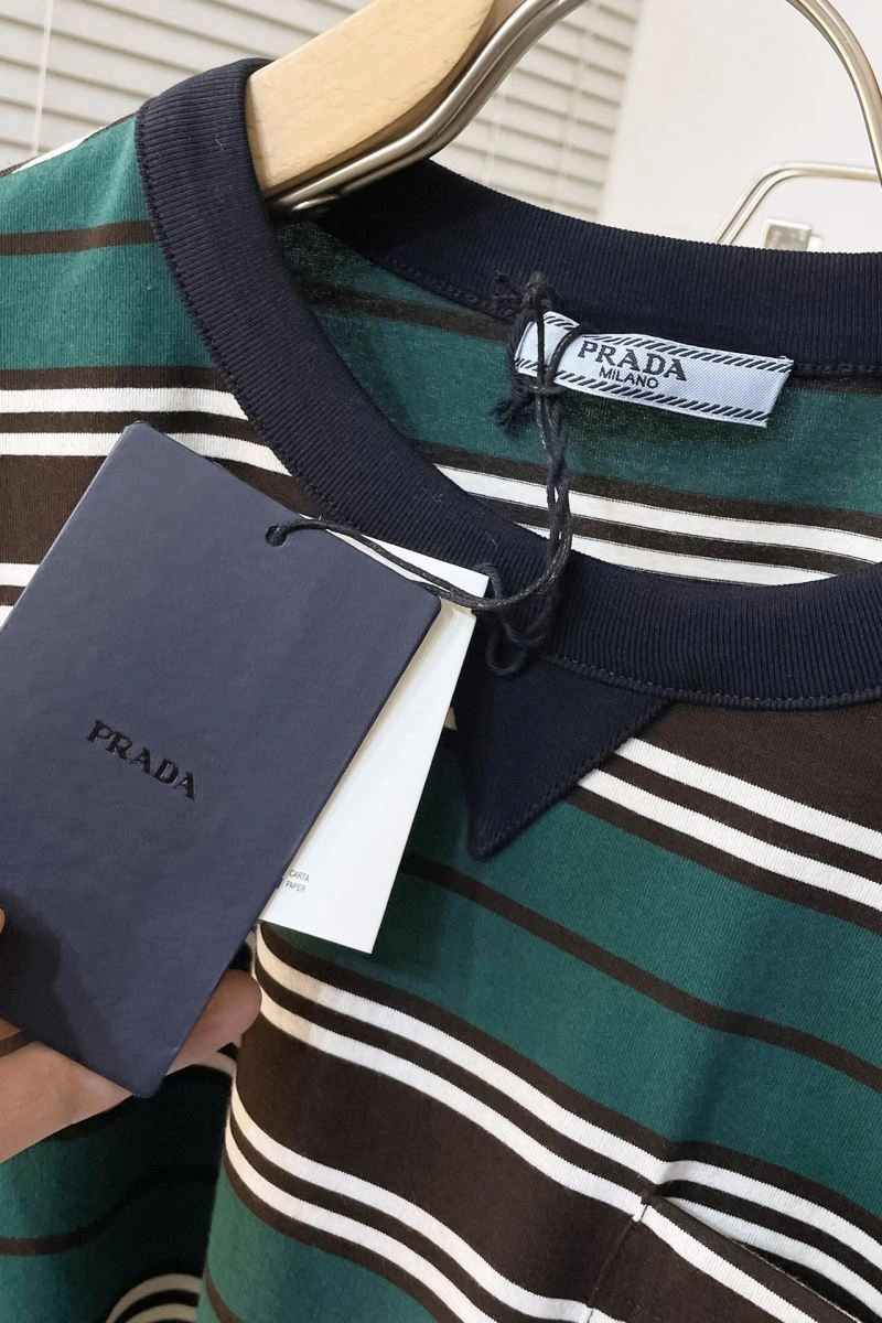 Cut-rate Prada T-Shirts