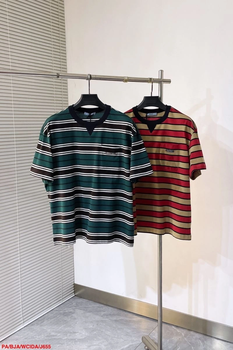 Cut-rate Prada T-Shirts