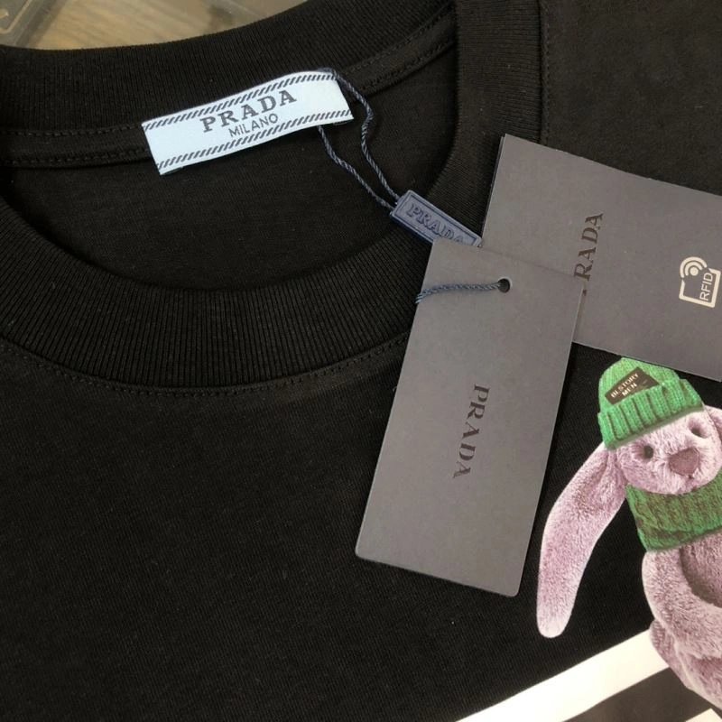 Bargain Prada T-Shirts