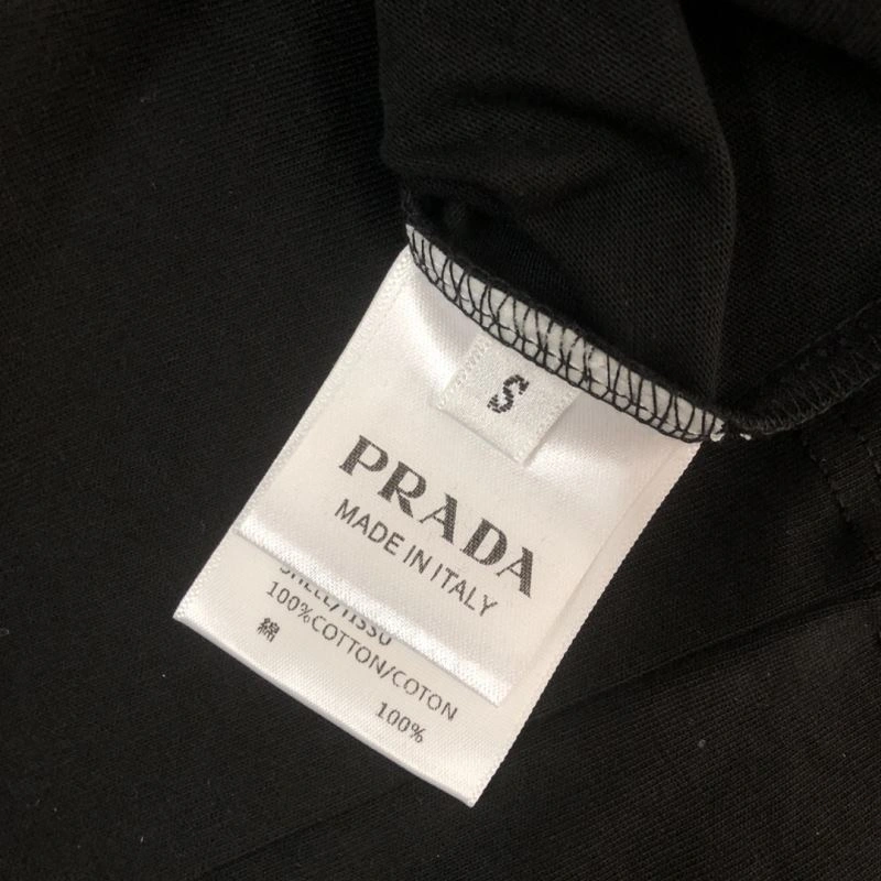 Inexpensive Prada T-Shirts