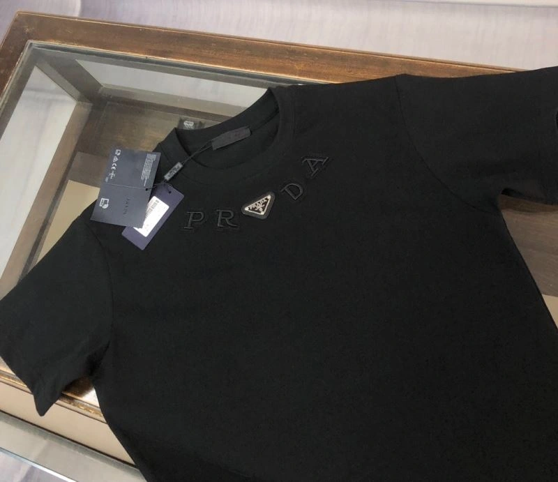 Accurate model Prada T-Shirts