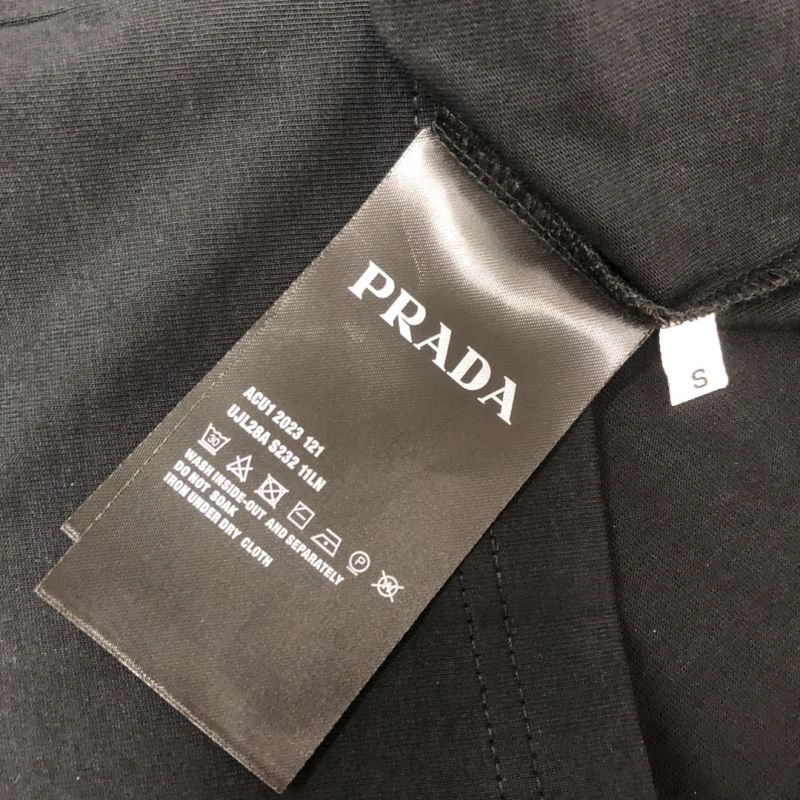 Bargain Prada T-Shirts