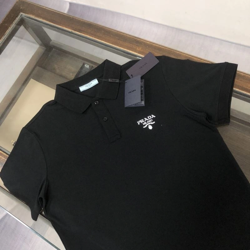Low-cost Prada T-Shirts