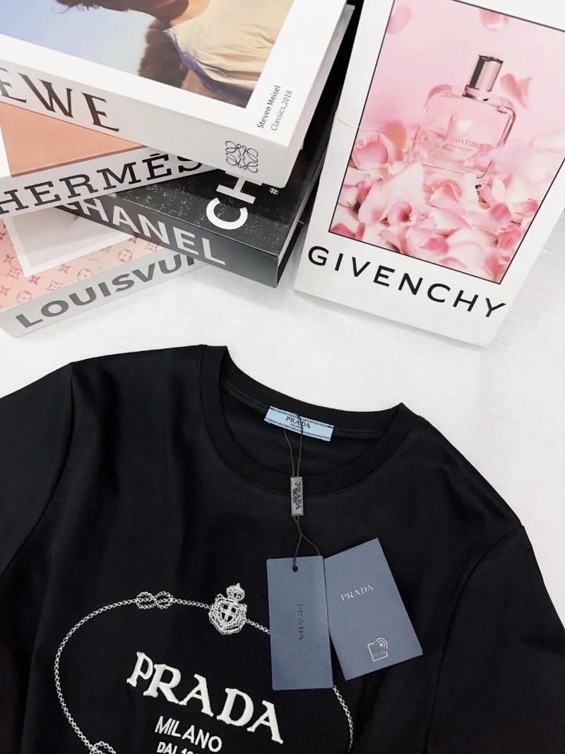 Factory-made Prada T-Shirts