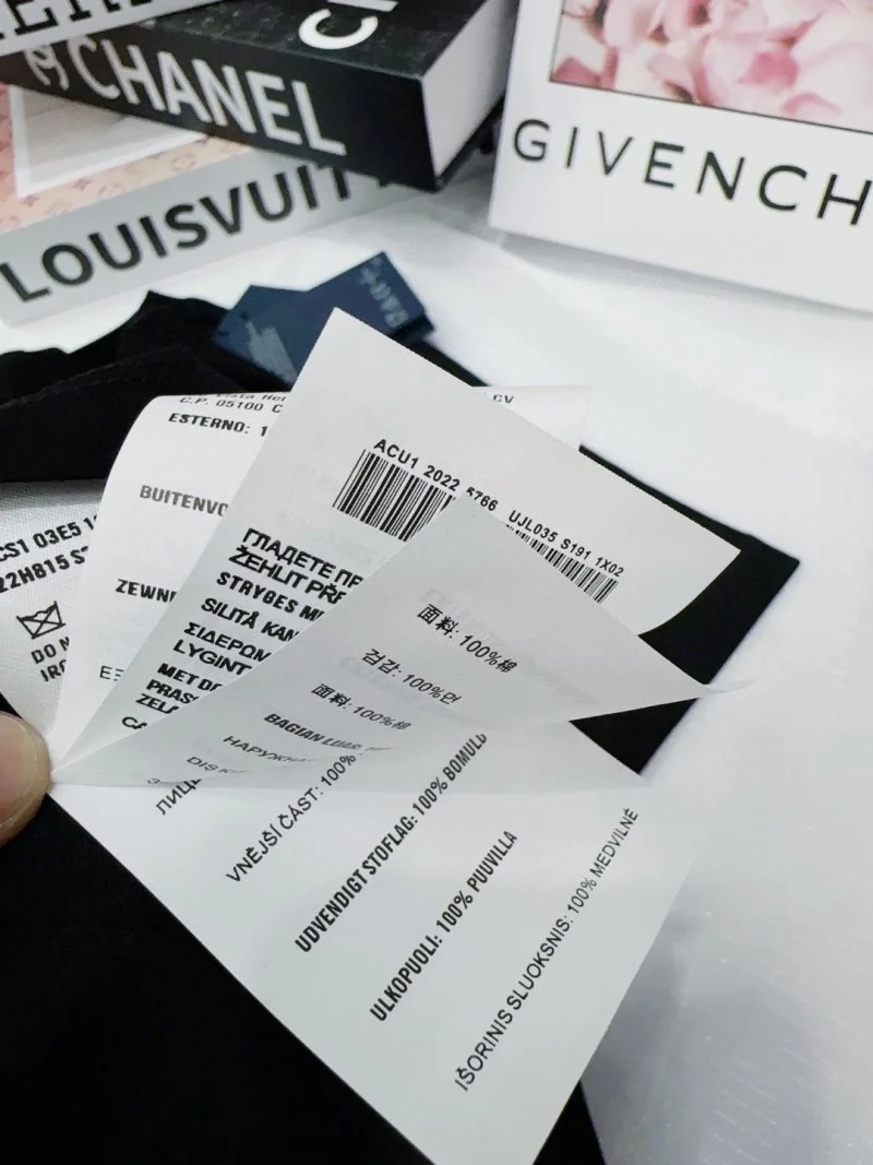 Factory-made Prada T-Shirts