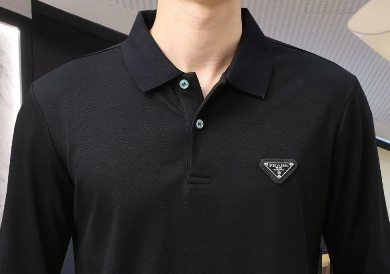 Inexpensive Prada T-Shirts