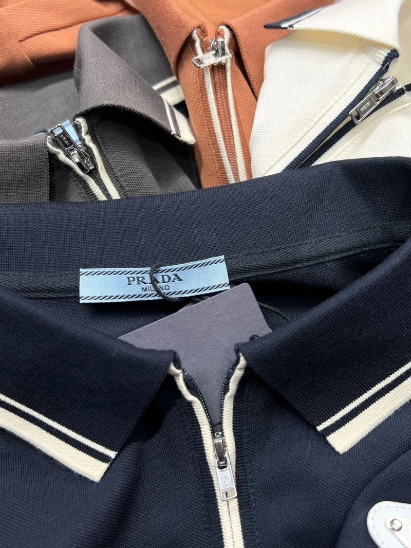 High fidelity Prada T-Shirts