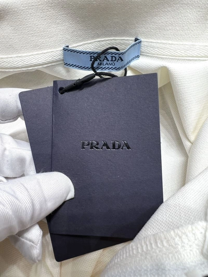 High fidelity Prada T-Shirts