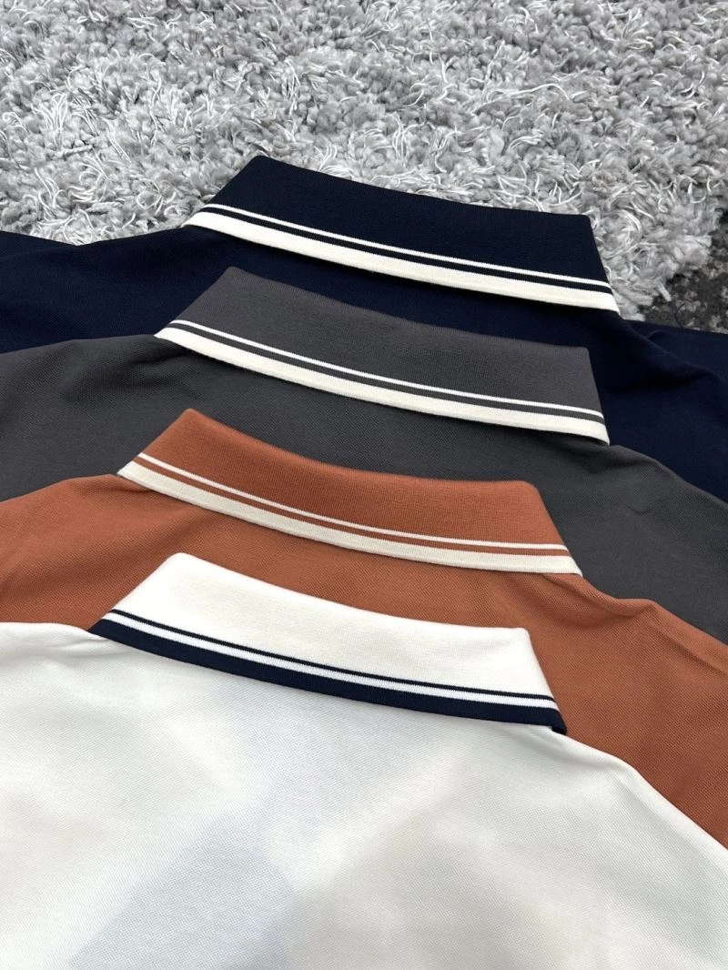 High fidelity Prada T-Shirts