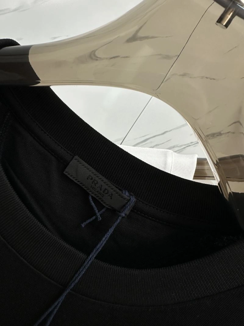 High fidelity Prada T-Shirts
