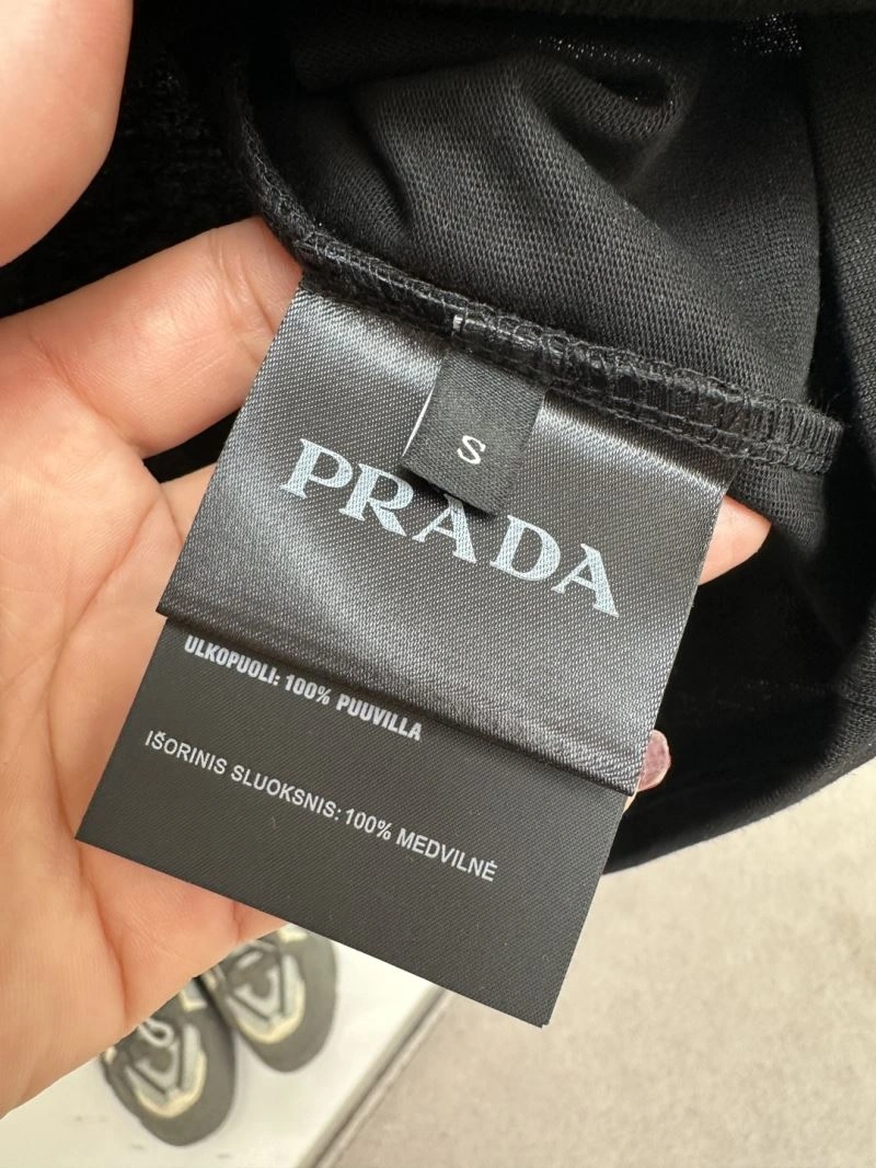 High fidelity Prada T-Shirts