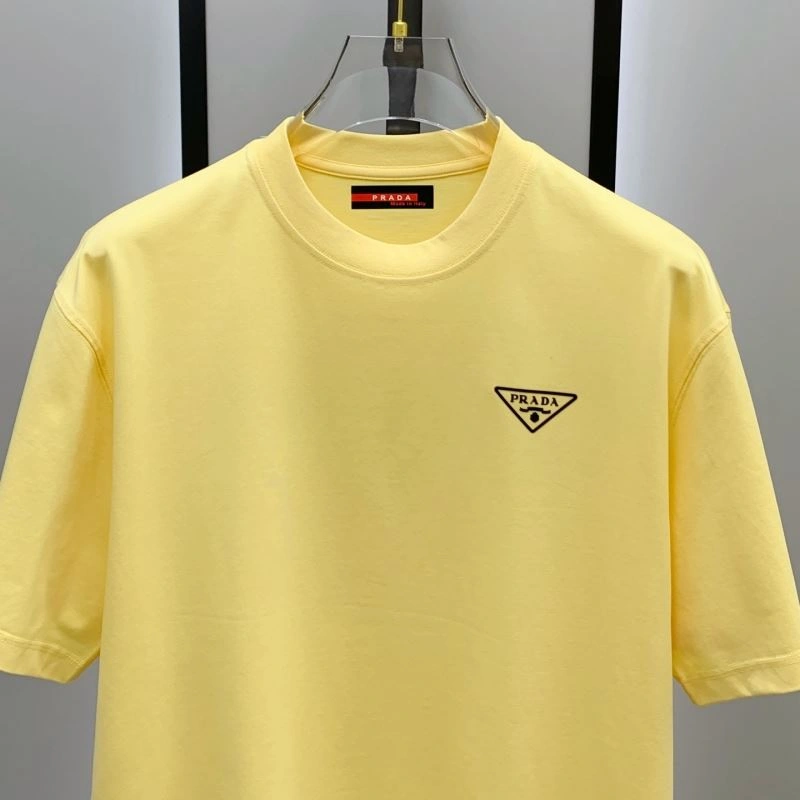 Low-cost Prada T-Shirts