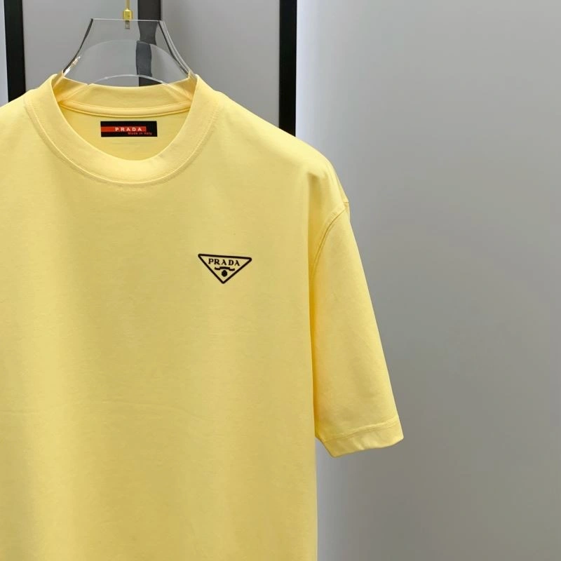 Low-cost Prada T-Shirts