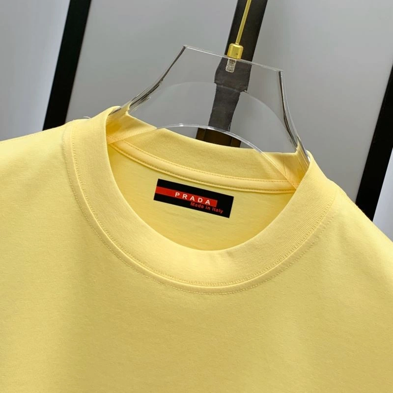 Low-cost Prada T-Shirts