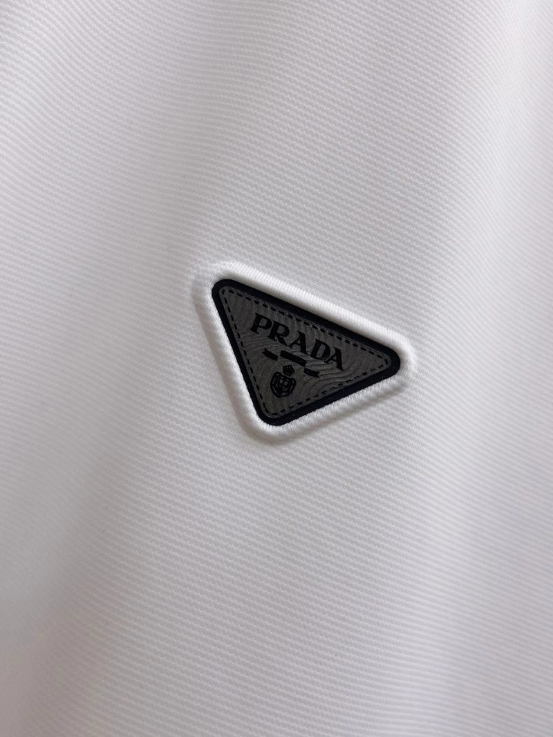 Low-cost Prada T-Shirts