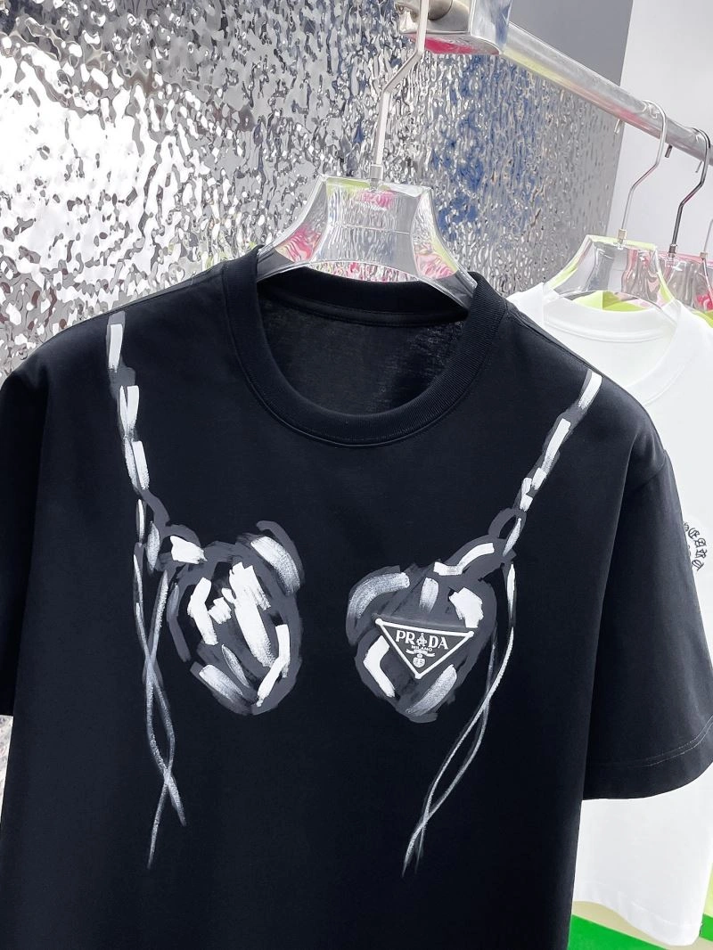Low-cost Prada T-Shirts