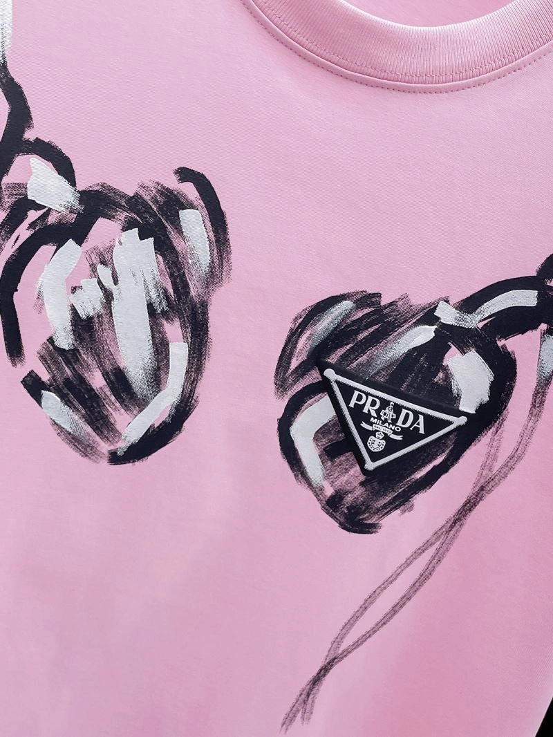Affordable Prada T-Shirts