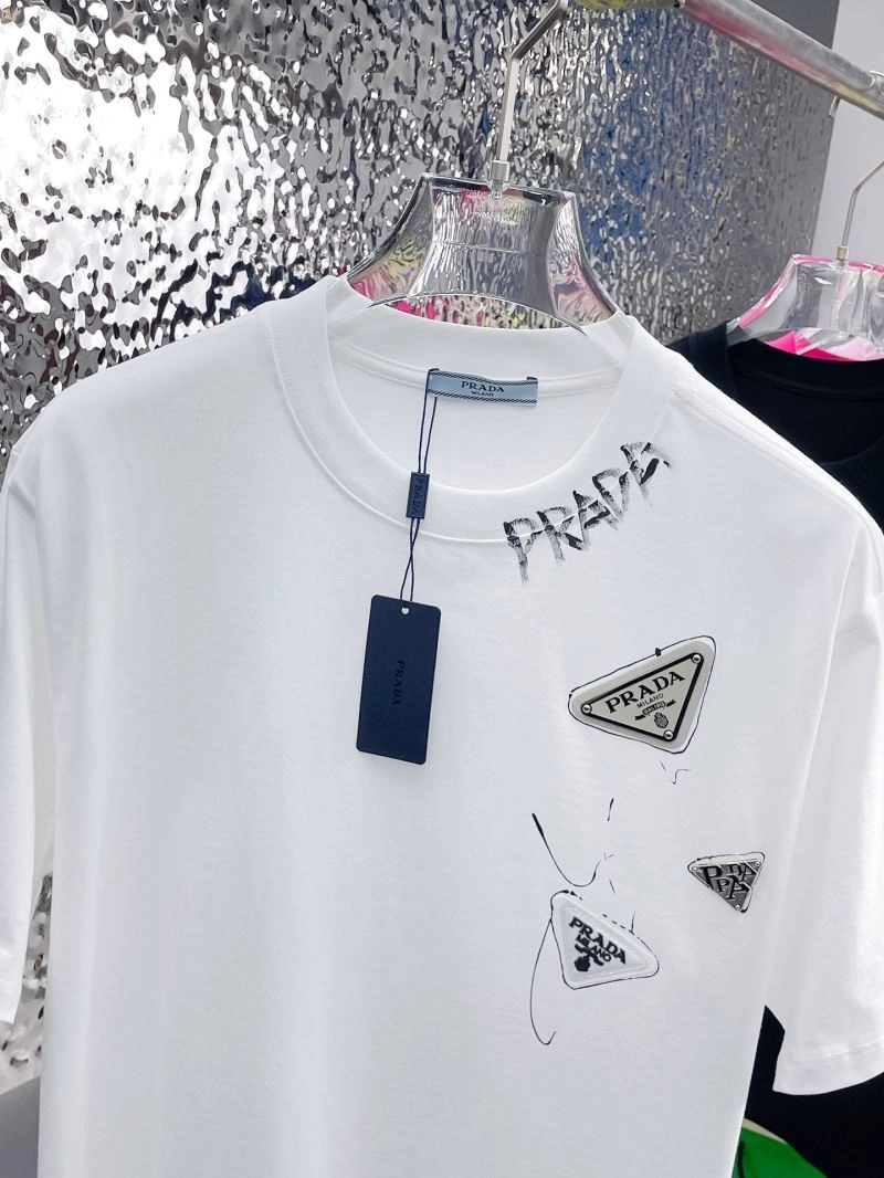 Inexpensive Prada T-Shirts