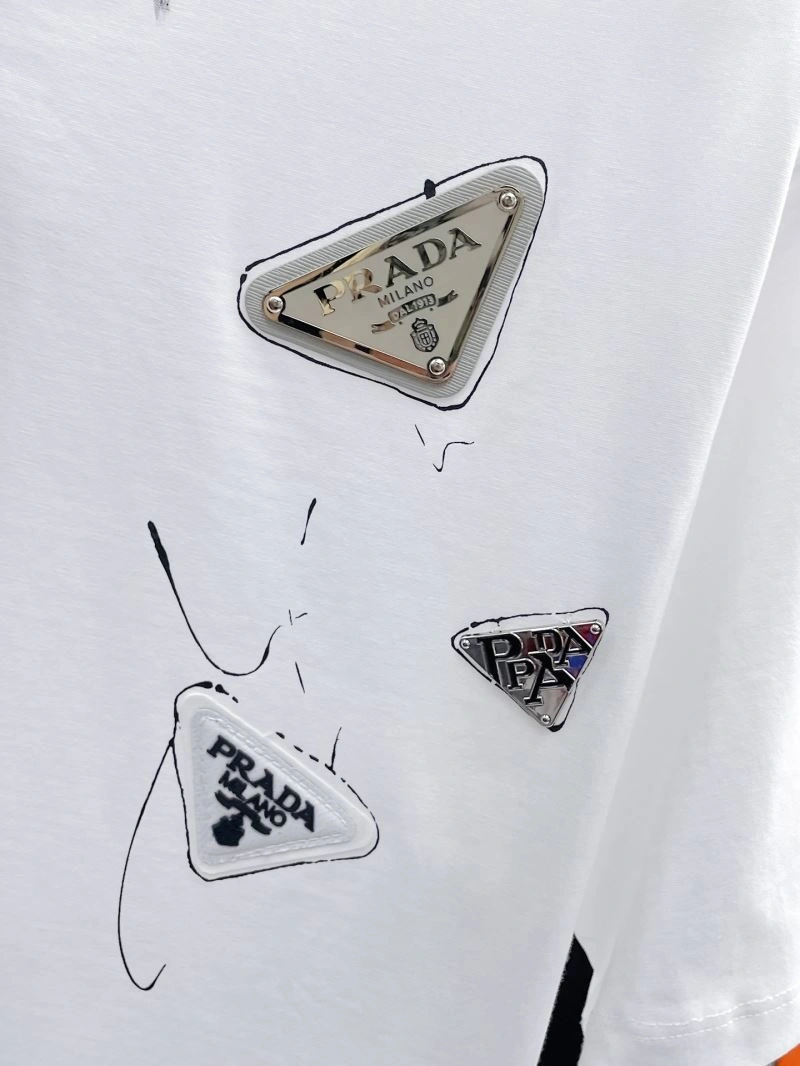 Inexpensive Prada T-Shirts