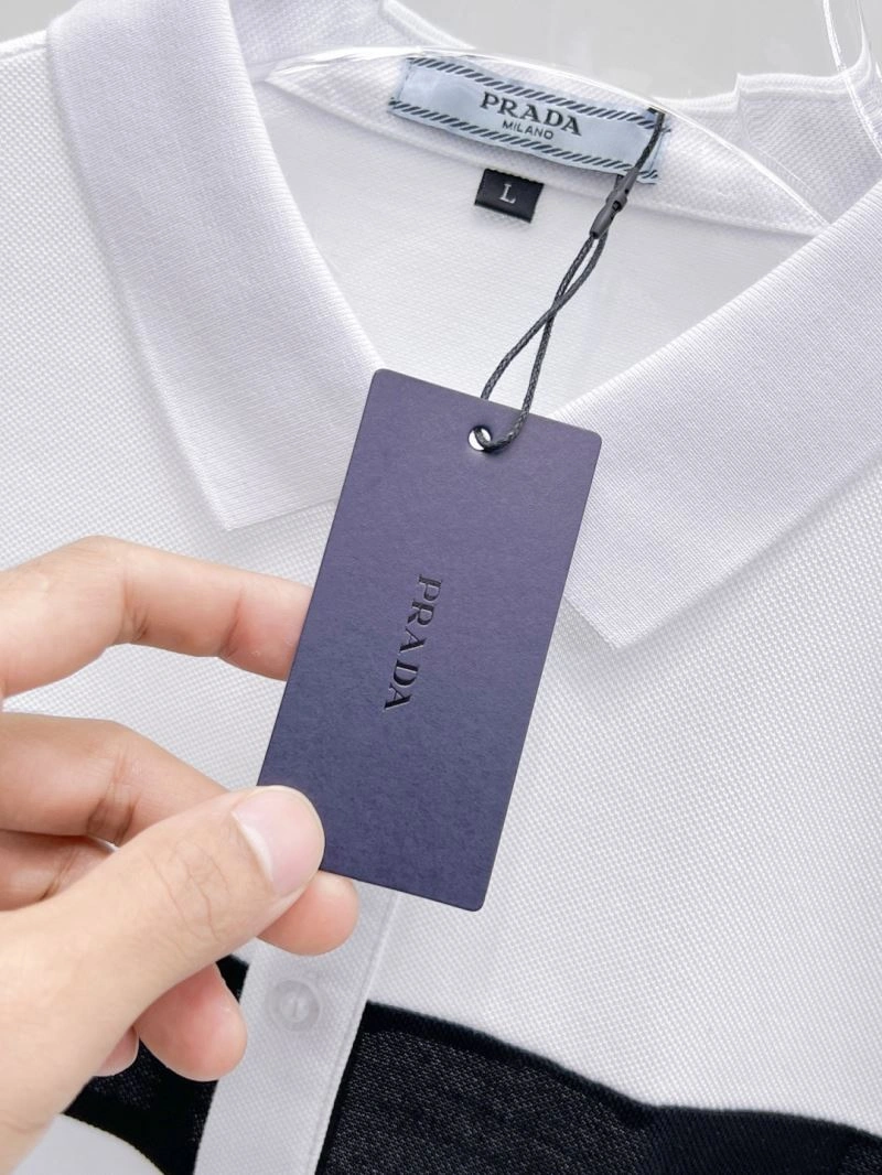 Low-cost Prada T-Shirts