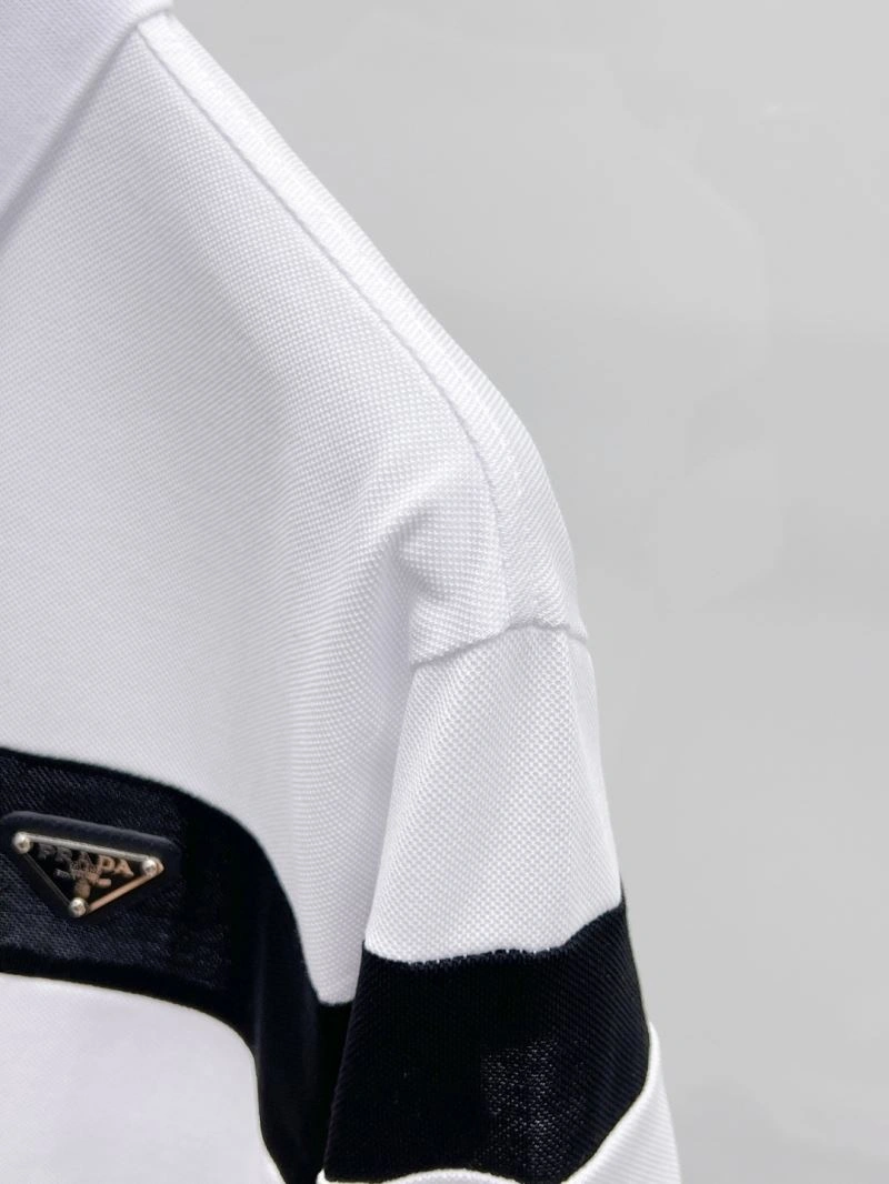 Low-cost Prada T-Shirts