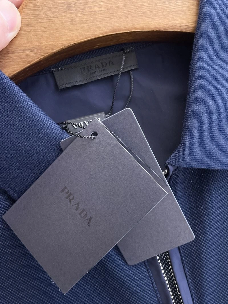 Low-cost Prada T-Shirts