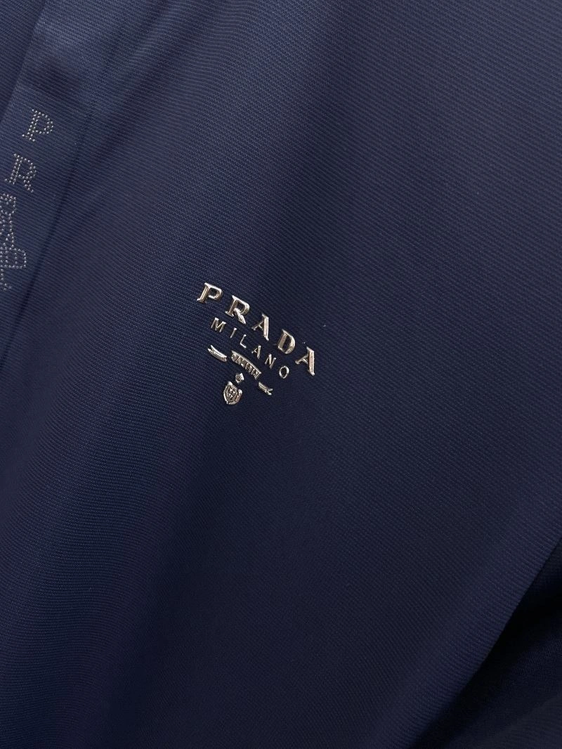 Low-cost Prada T-Shirts