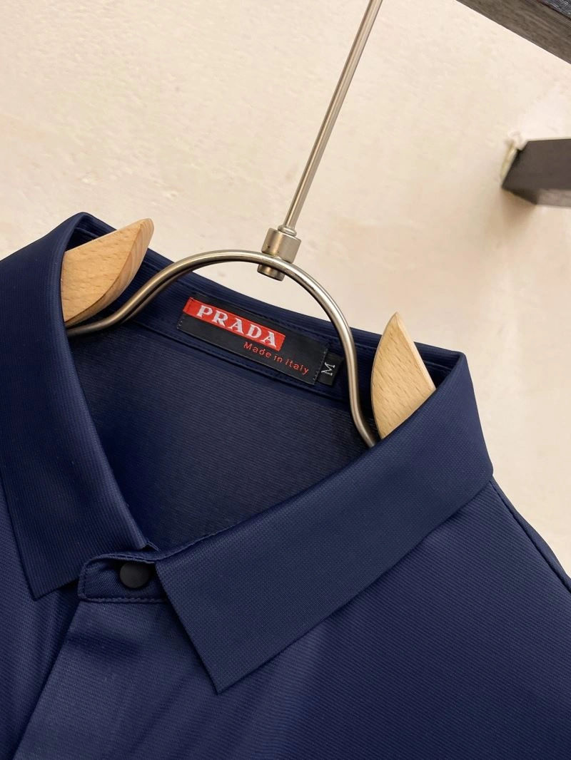 Low-cost Prada T-Shirts