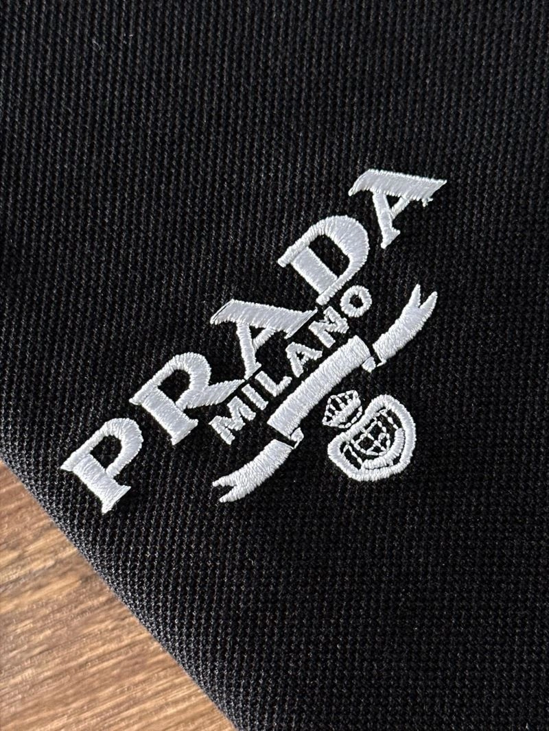 High fidelity Prada T-Shirts