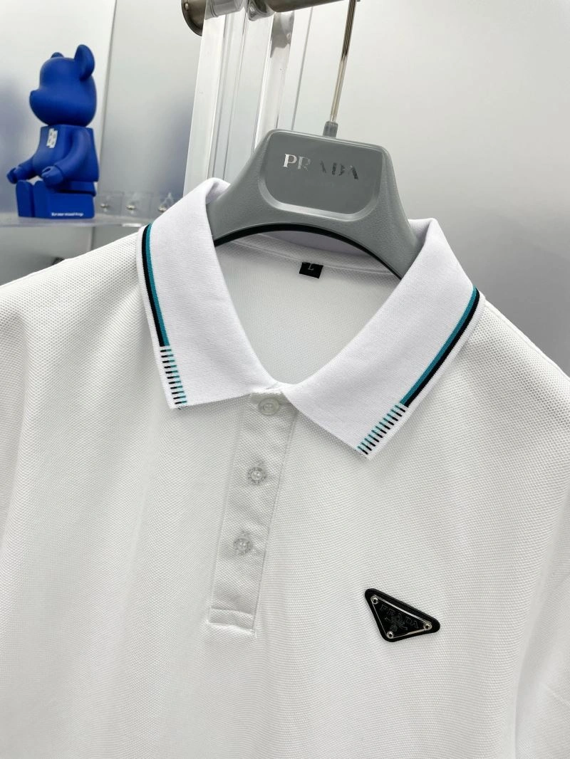 High fidelity Prada T-Shirts