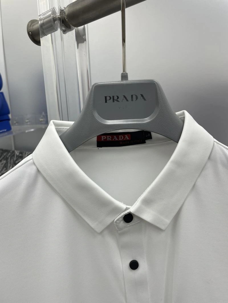 Low-cost Prada T-Shirts